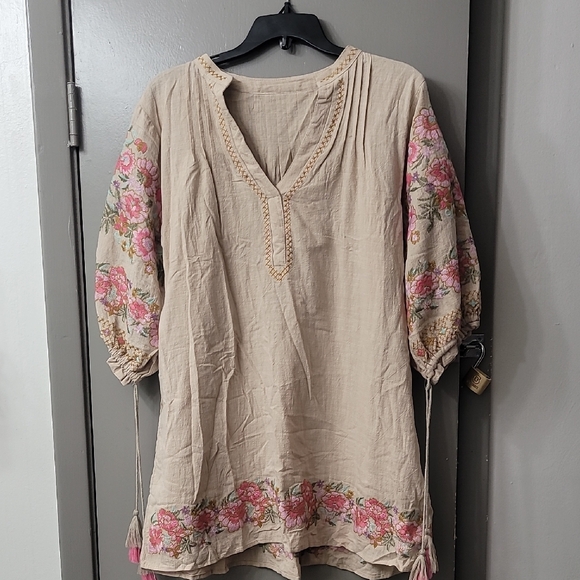 Tops | Chic Beige Floral Tunic With Pink Accents | Poshmark